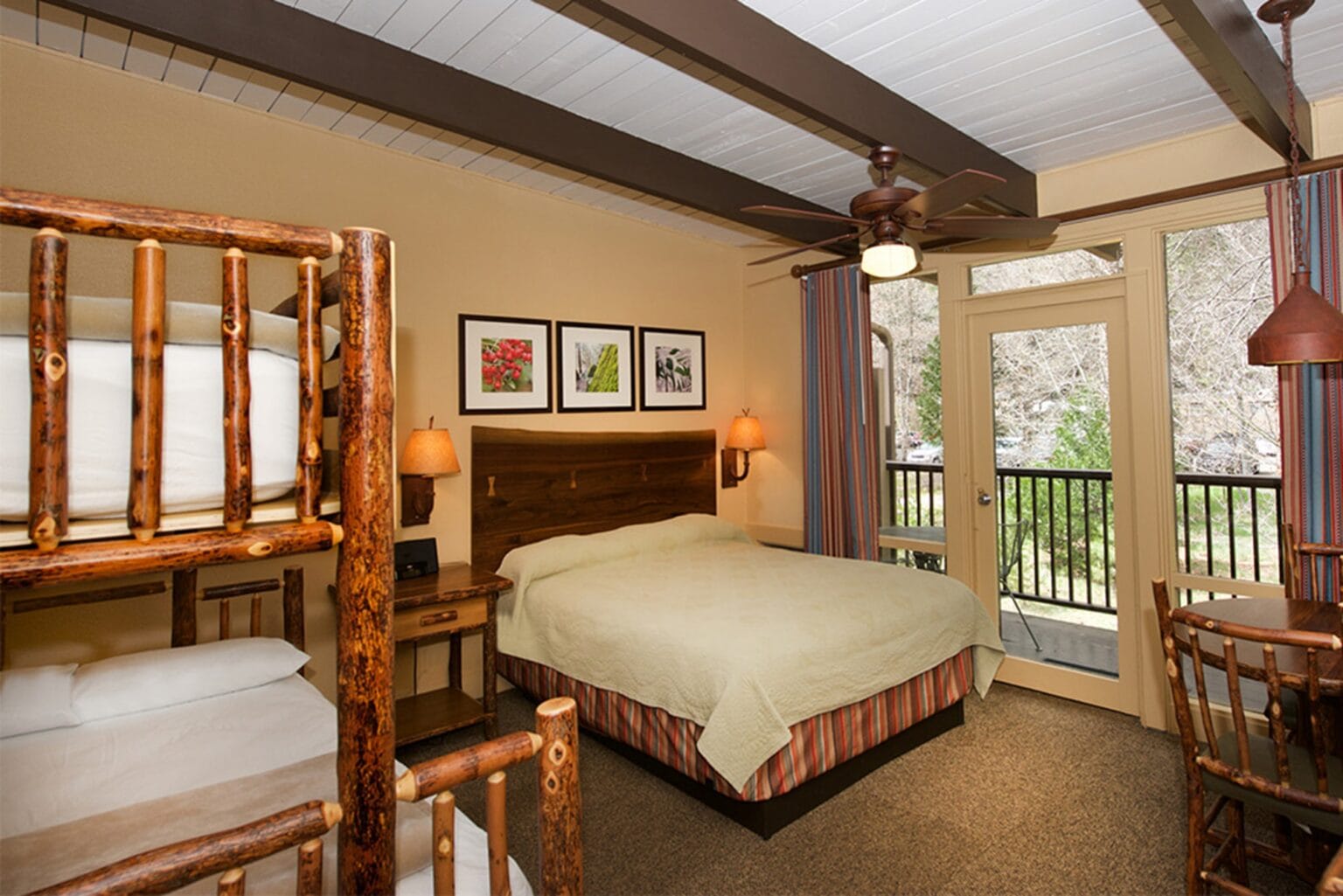 Yosemite Valley Lodge | Yosemite Lodge | Book Reservations