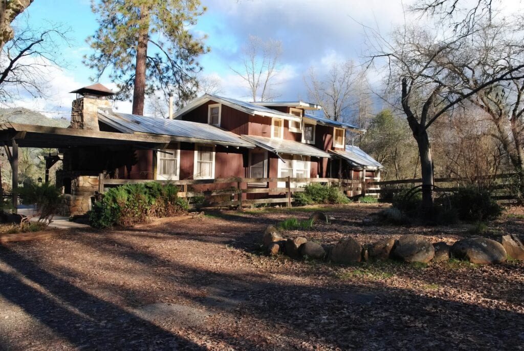 The Homestead Guest Ranch | Discover Yosemite National Park