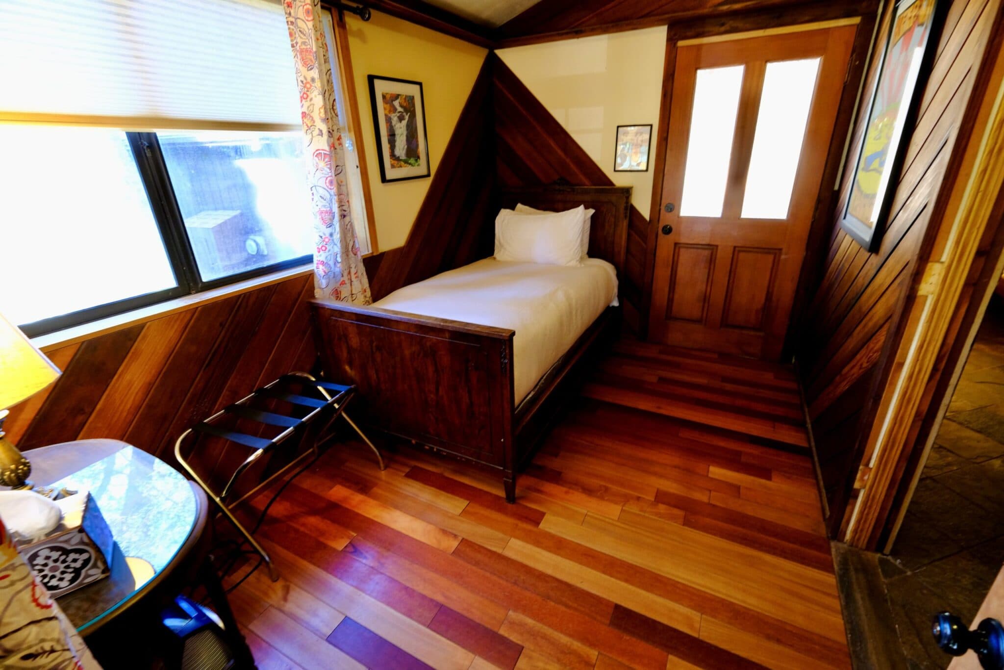 Starlite House | Discover Yosemite National Park