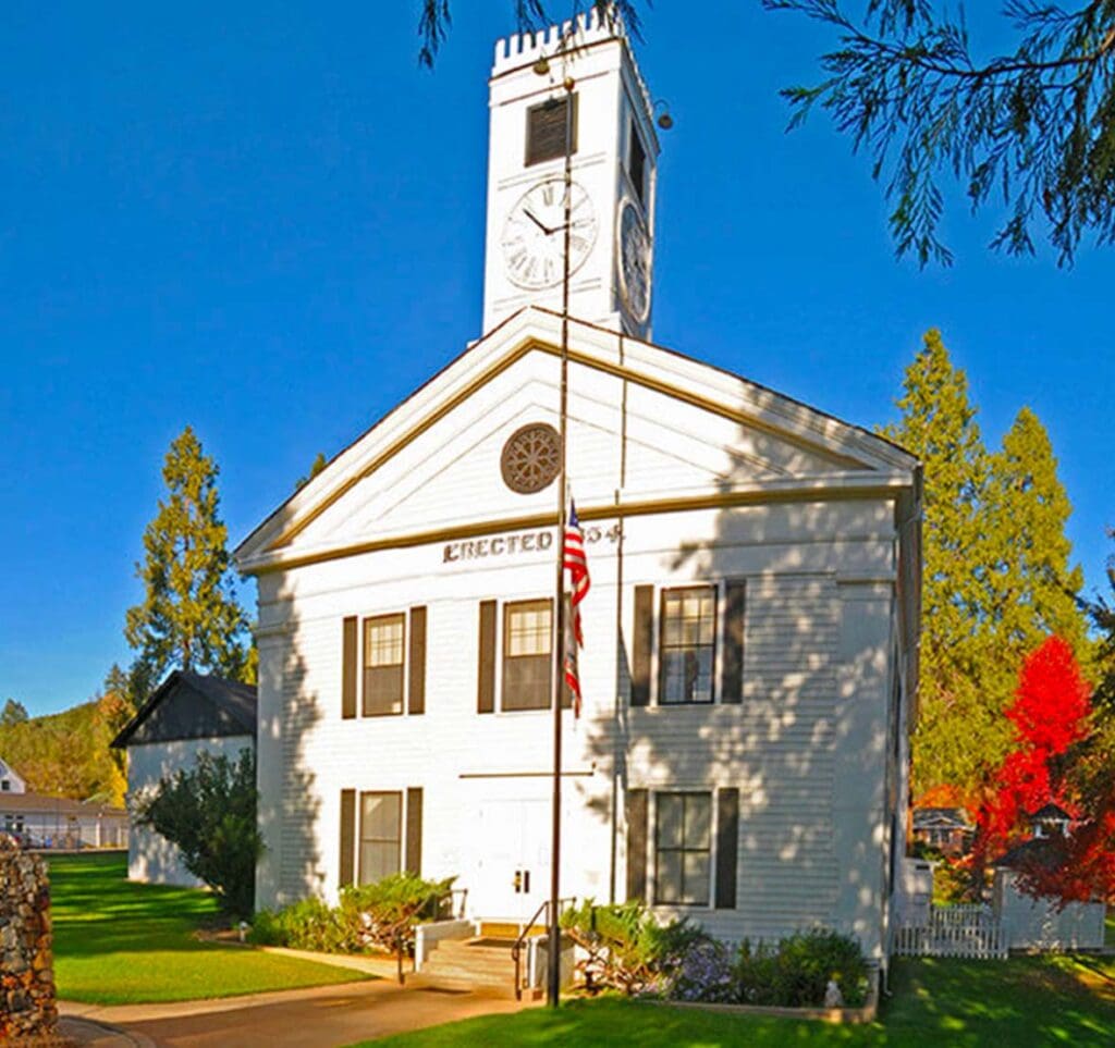 Discover the Town of Mariposa, California | Mariposa County
