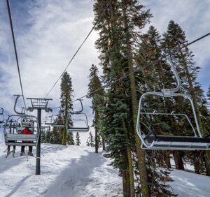 Badger Pass Ski Area | Ski Near Yosemite
