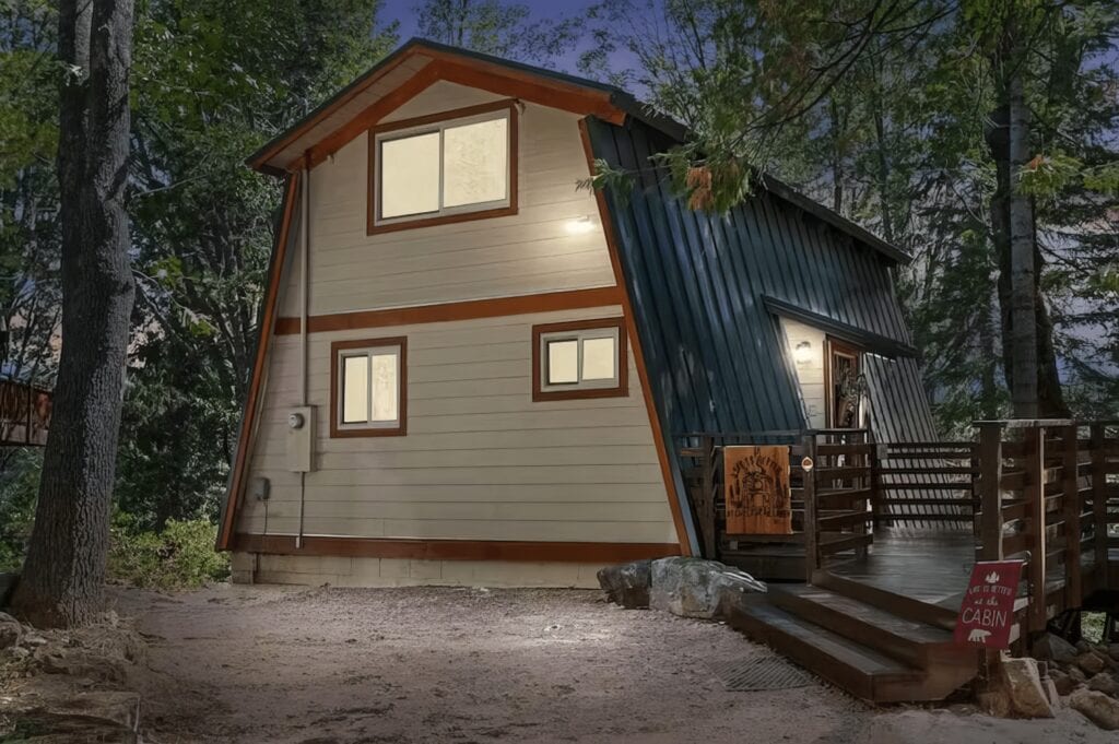 Chief Peak Cabin | Discover Yosemite National Park