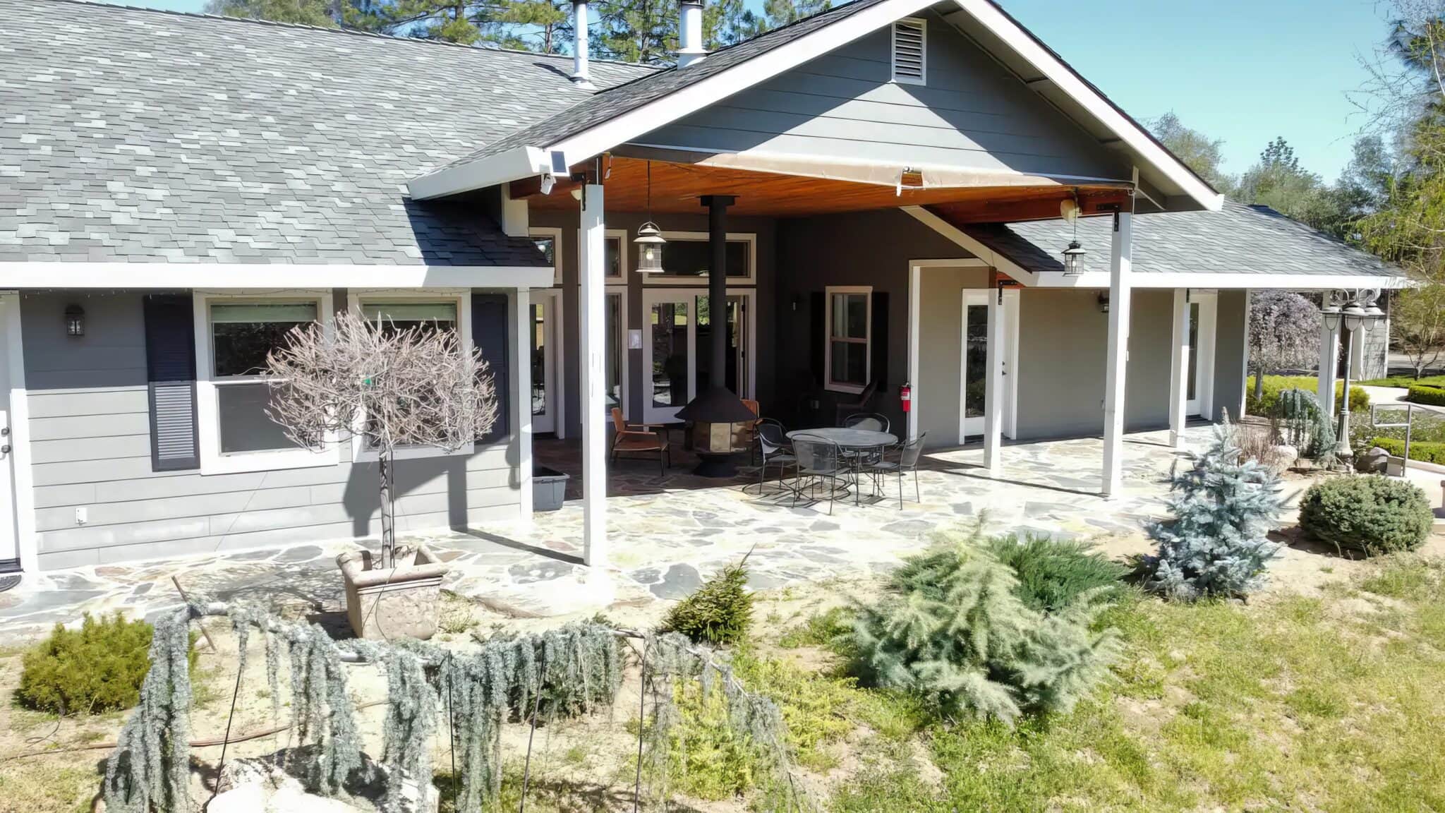 Yosemite's Hillside Estate | Discover Yosemite National Park