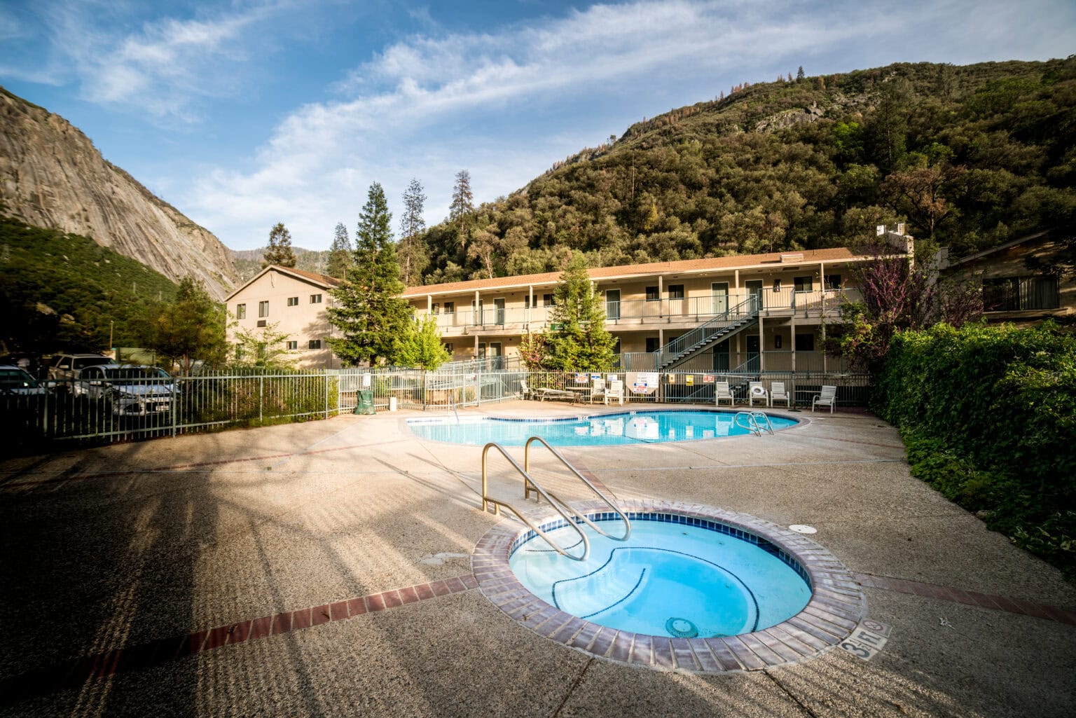 Gateway Motels Geared for Yosemite Getaways | Discover Yosemite ...